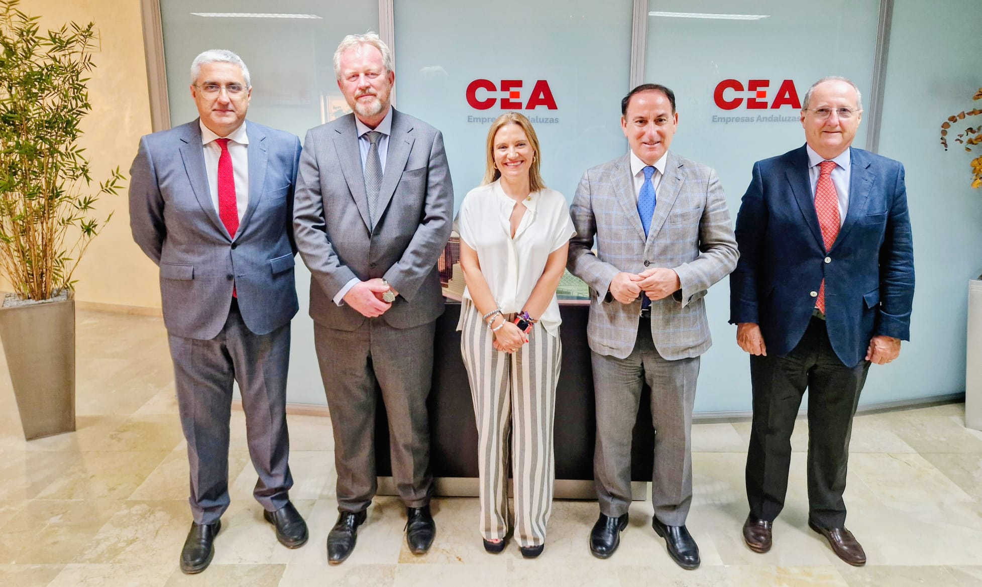 Reunión CEA-ACEIA para estrechar lazos empresariales y crear nuevos ...
